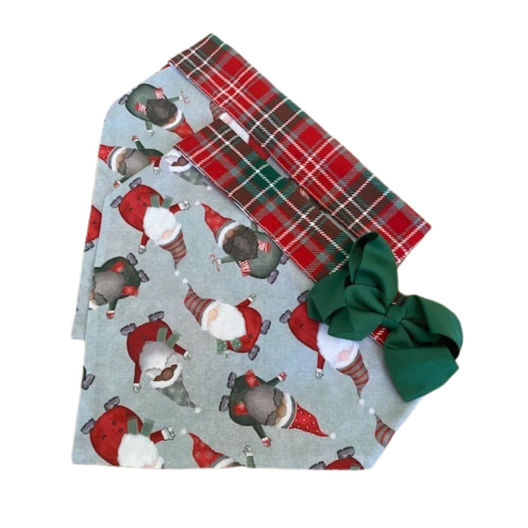 Gnomes & Plaid – Chloe and Max